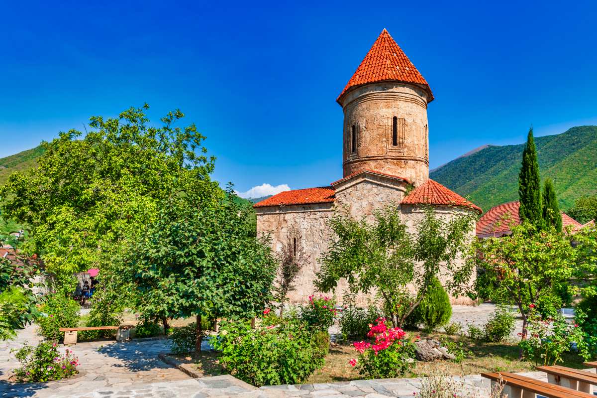 Azerbaijan Sights - Top 10 of the most beautiful places