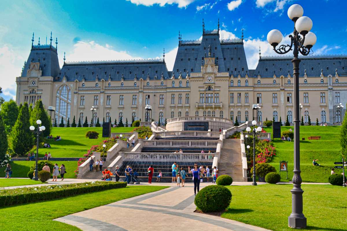 Top 20 Romania Tourist Attractions